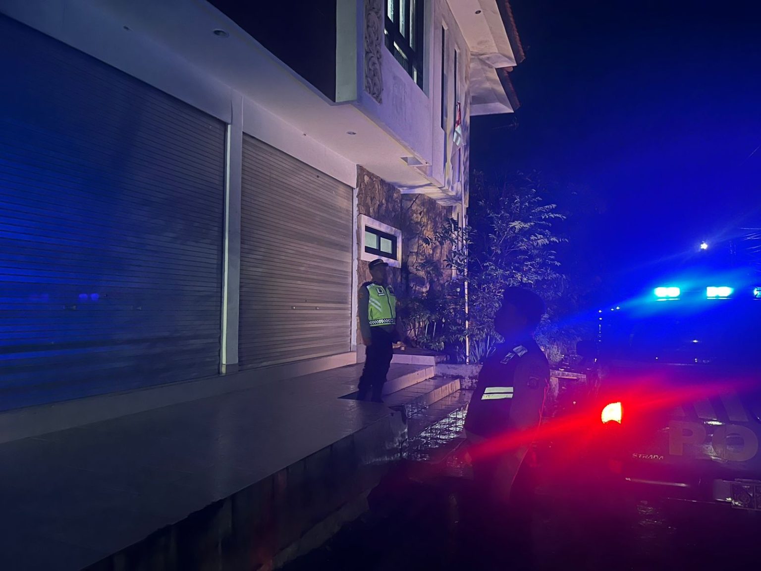 Antisipasi Gangguan Kamtibmas Polsek Penebel Patroli Malam Hari ...